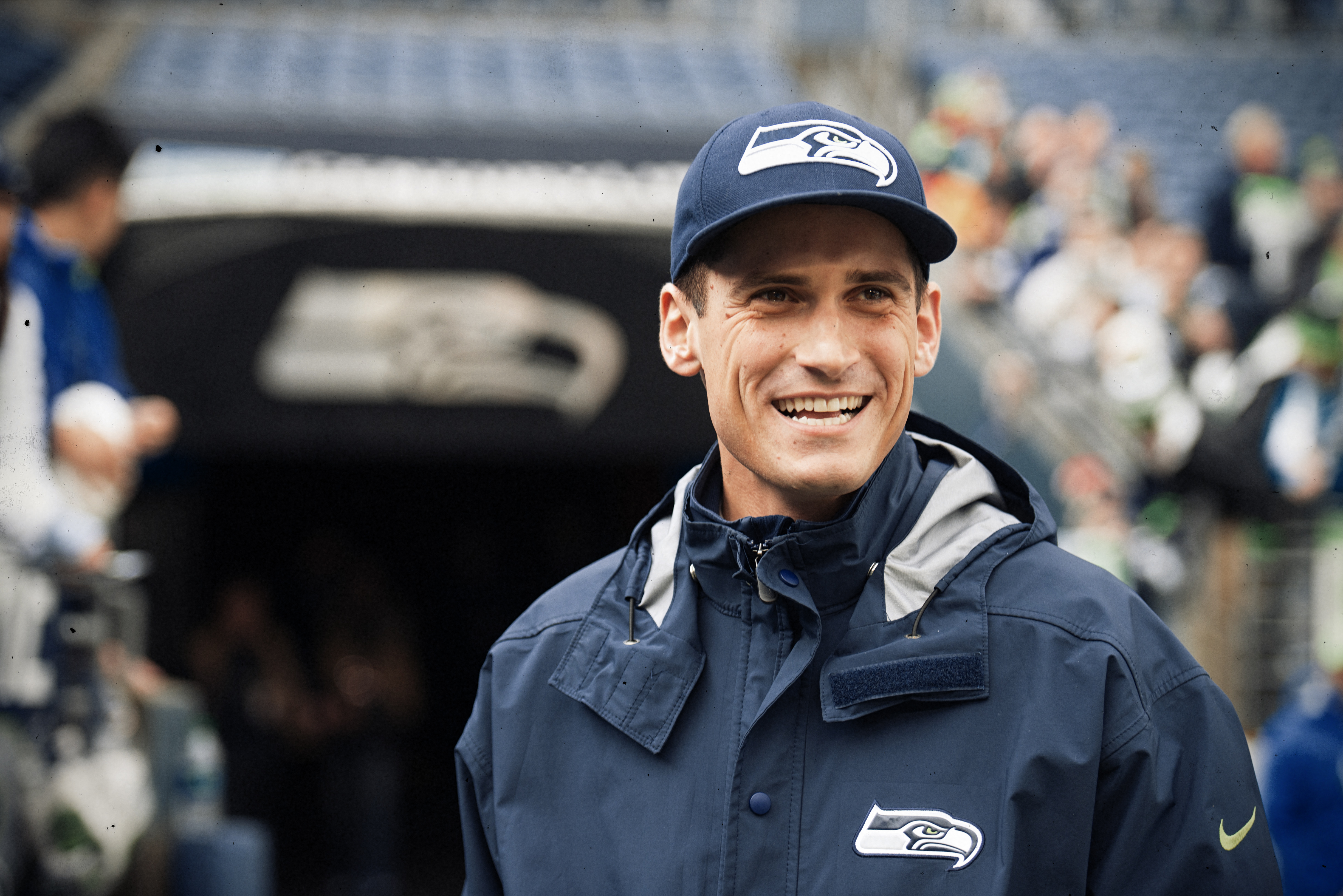 Ben Malcolmson - Jeff Bloomfield